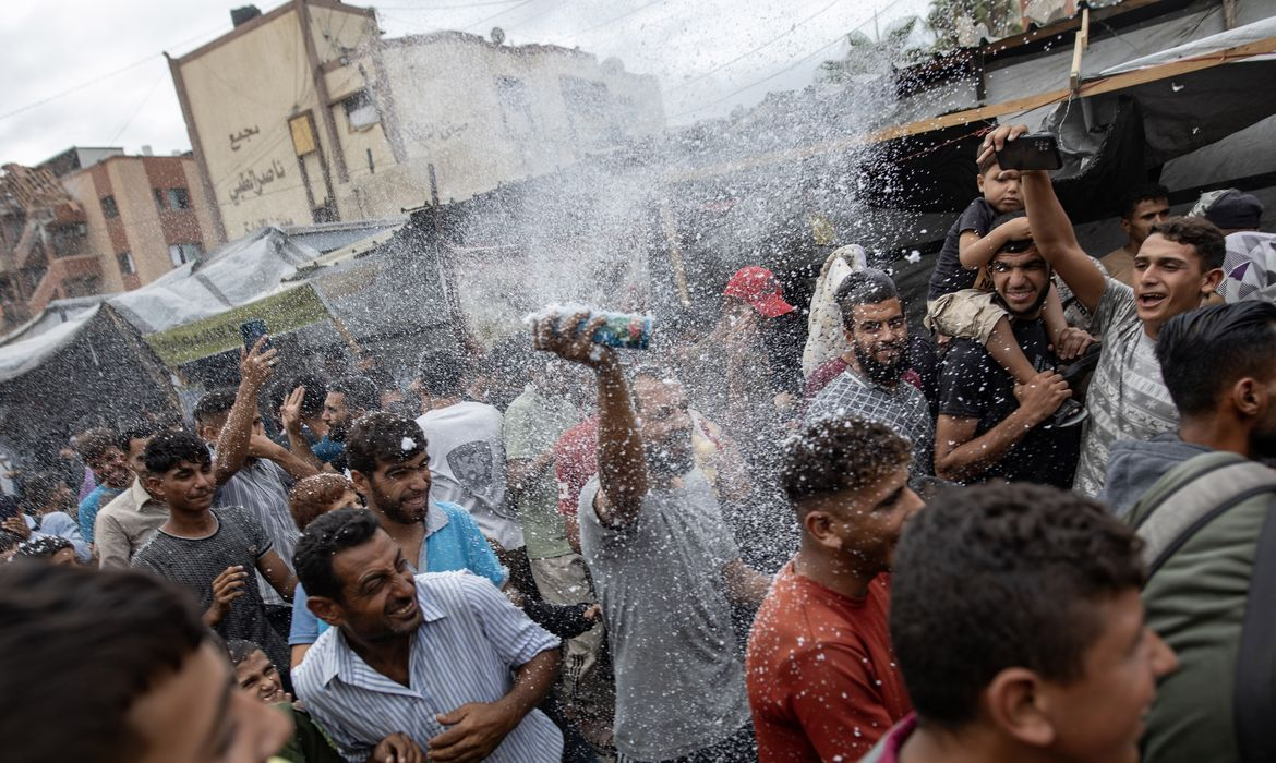 Paz em Gaza cria a chance da imprensa contar os bastidores desta guerra ...